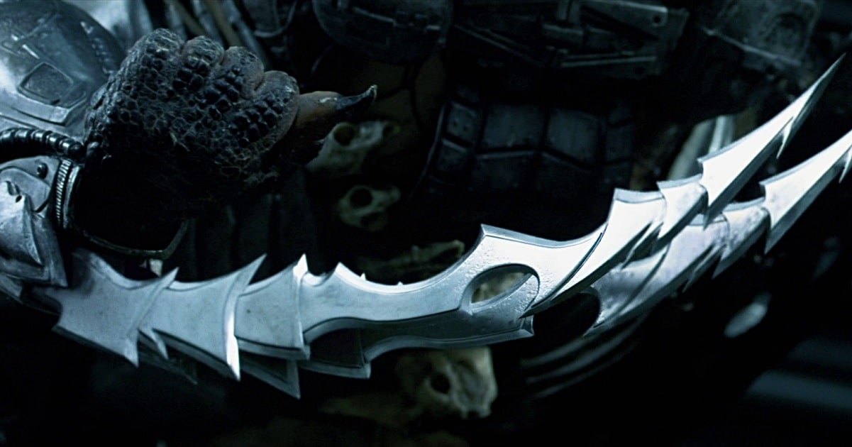 Predator Wristblades: All Variants of Yautja Knives | AvP Central